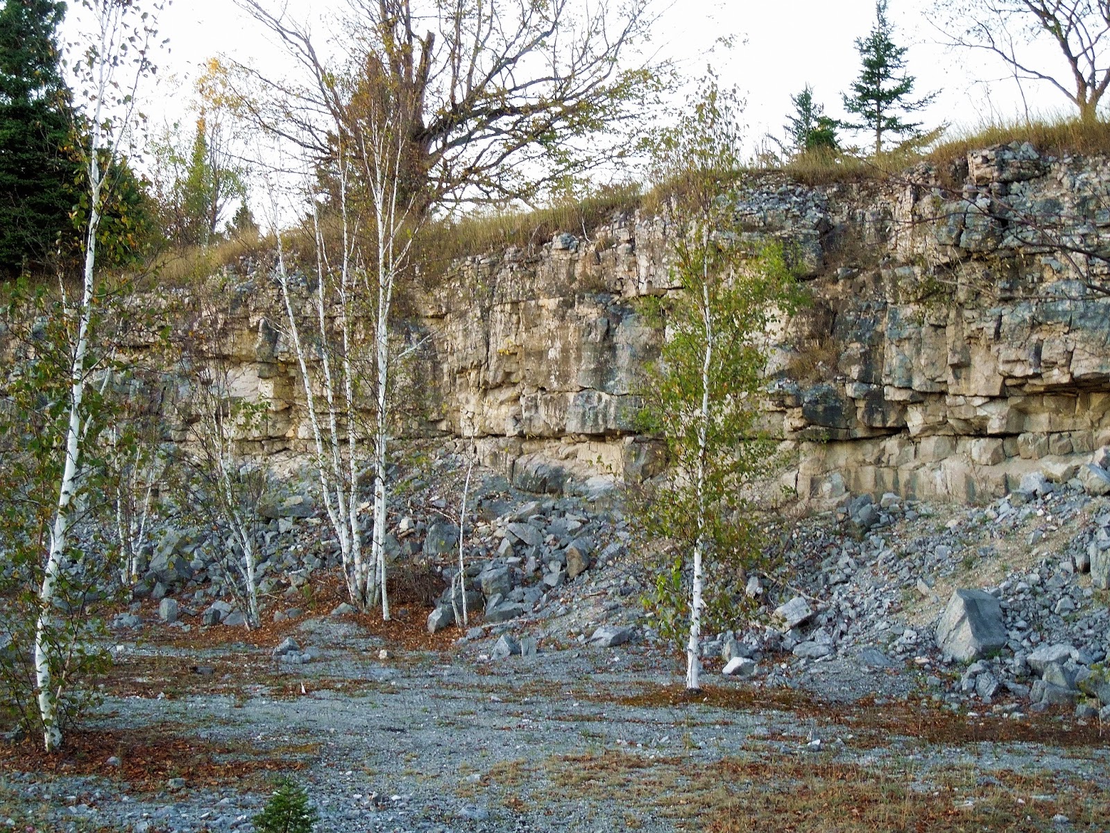 Focusing On Travel : Fiborn Quary - I Really Dig This Place