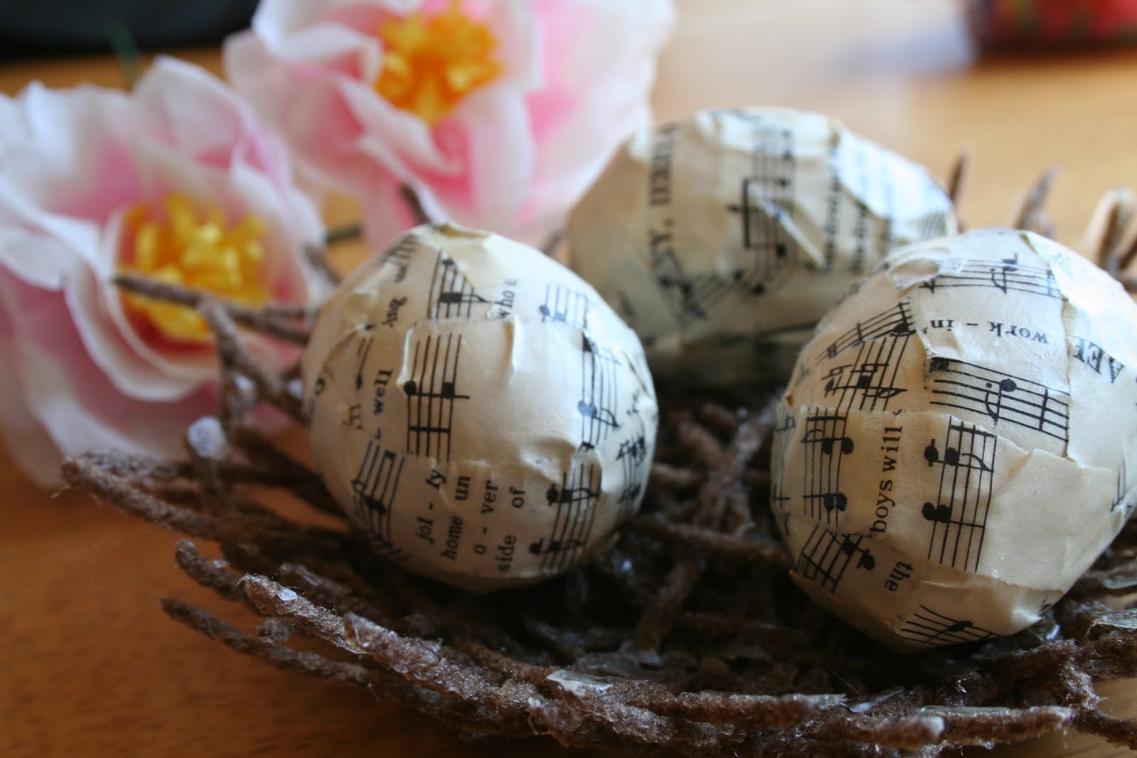 The Beautiful Thrifty Life: Music Paper Easter Eggs & Mod Podge Yarn Nest