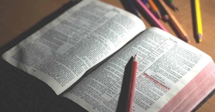Sunshine and Spoons: How I Study the Bible Using the SOAK Method