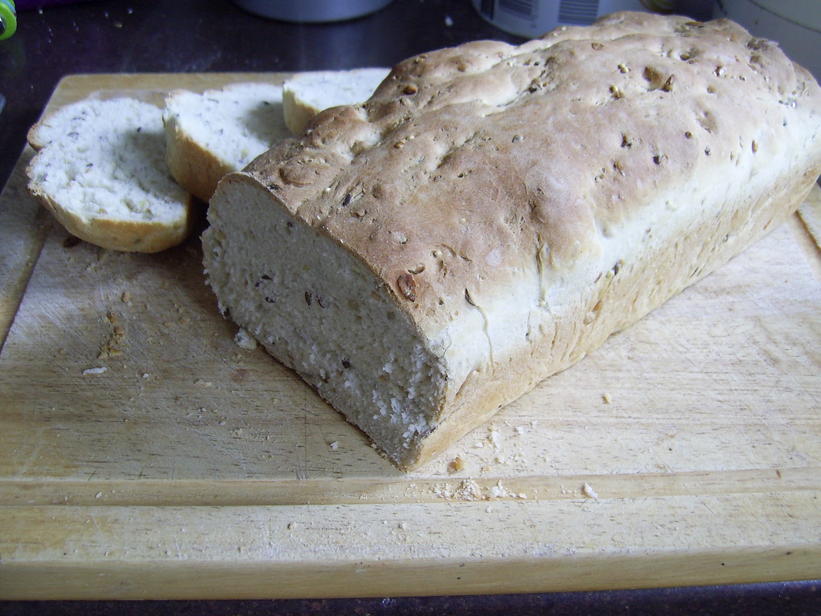 Mauv is Crafty: Bread that looks like bread!