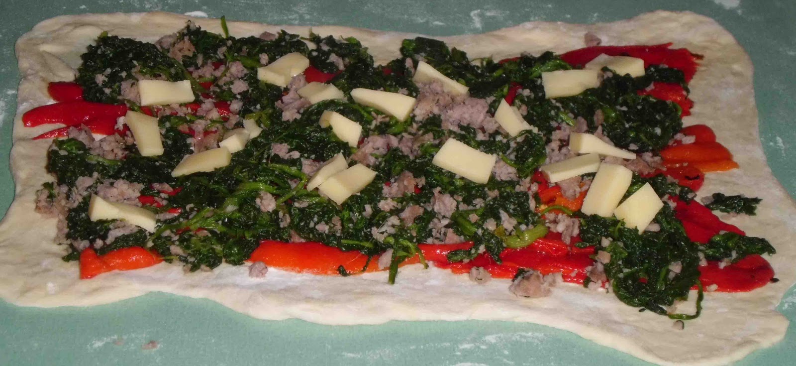 Pandora's Cooking: PIZZA STRUDEL