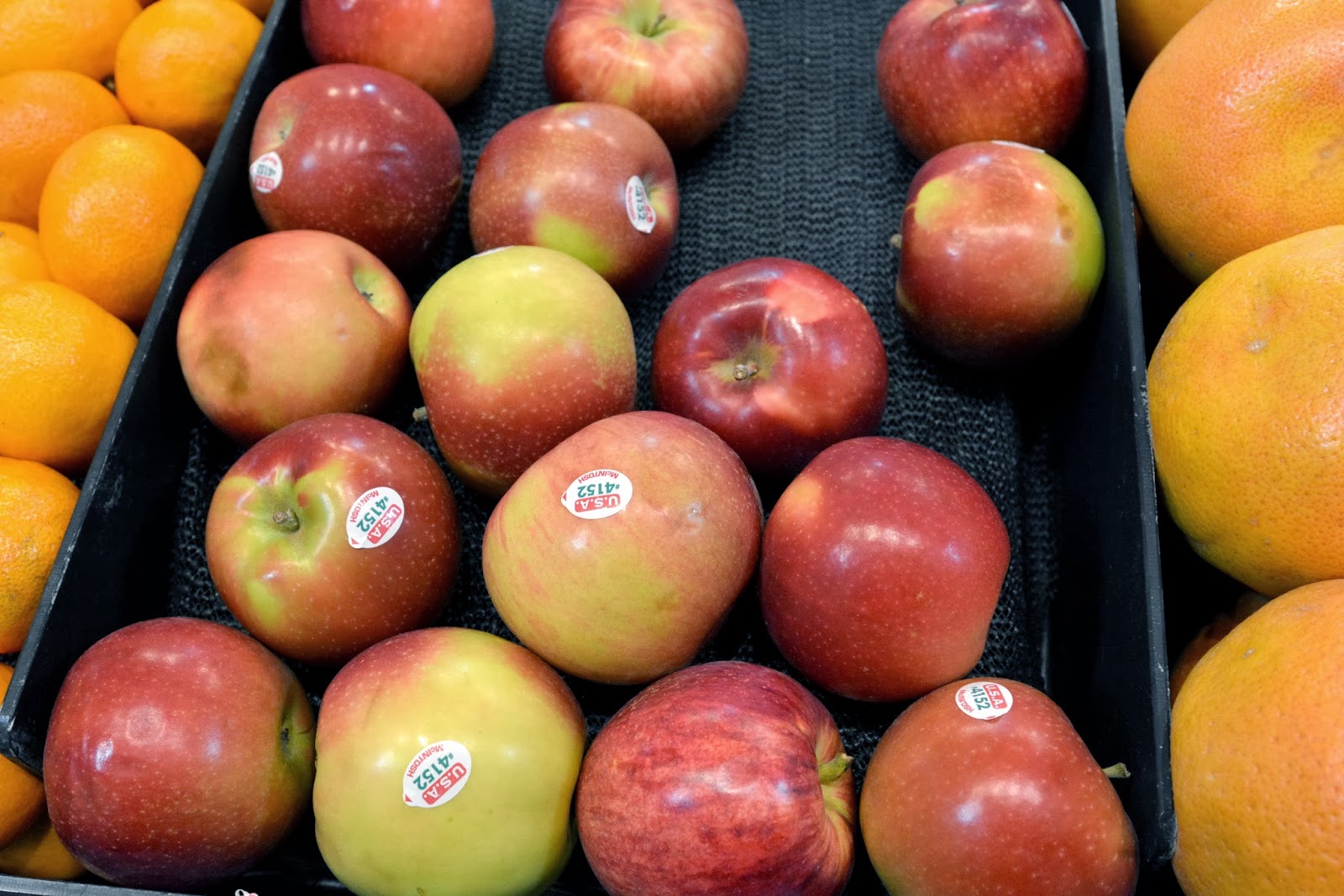 Rosie Discovers: Salted Apple Sliver Cake