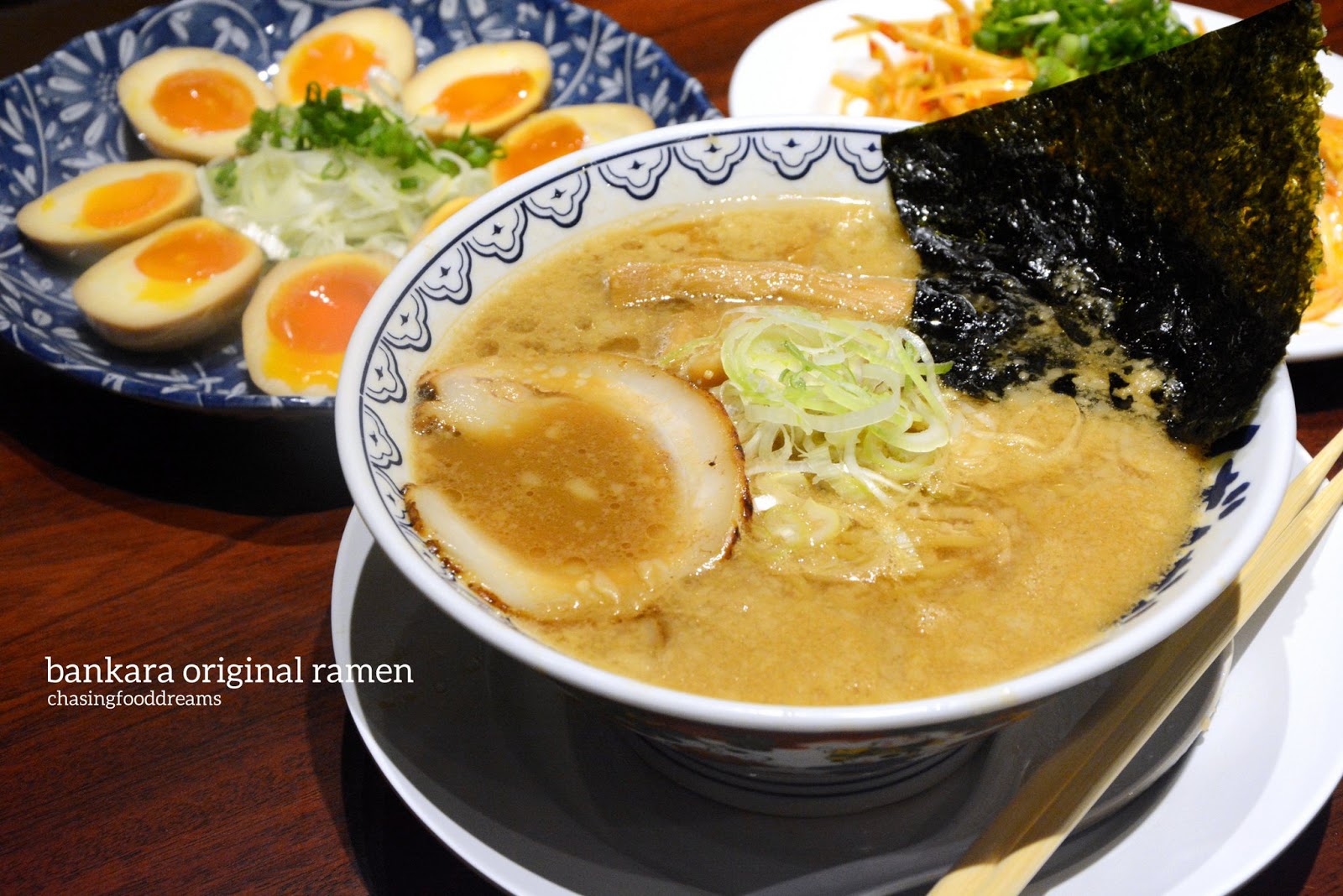CHASING FOOD DREAMS: Bankara Ramen, Avenue K: Porcine Ramen Goodness