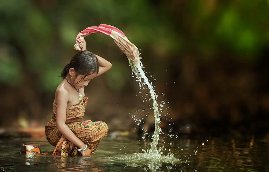 Everyday Life In Indonesian Villages Captured by Herman Damar | BLOG ...