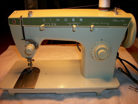 Perfect Stitch: The Singer 200 series
