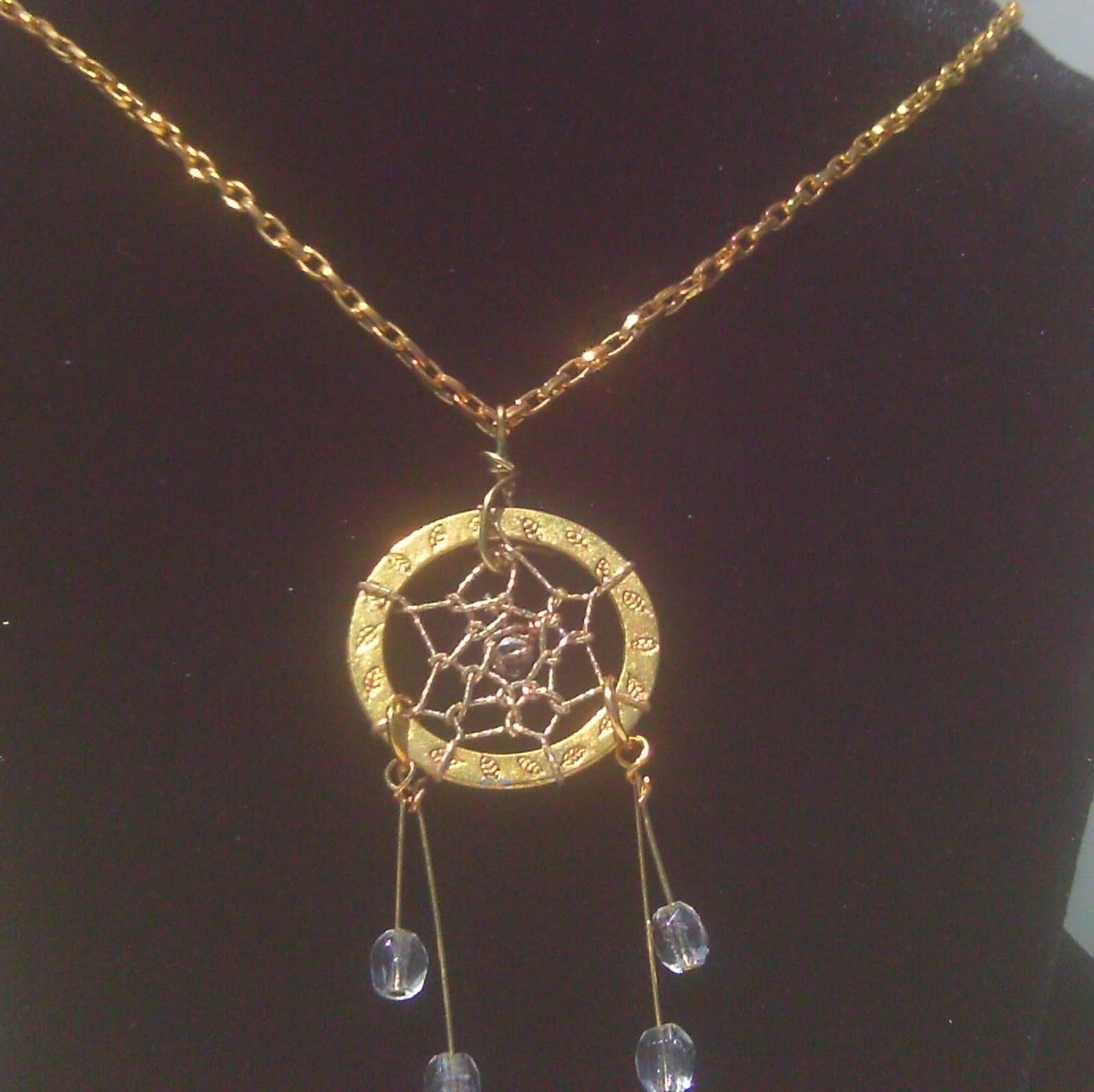 Nutkitten's Jewelry: Dream Catcher Necklace