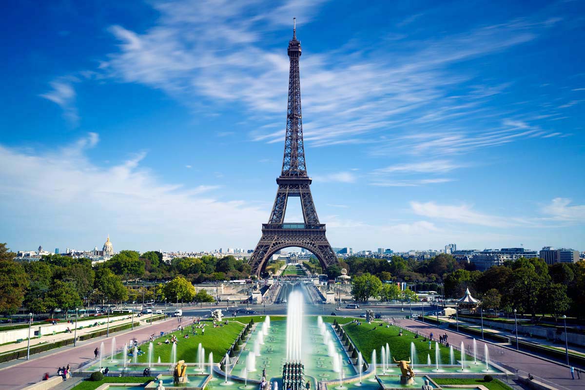 5 Top Tourist Attractions in Paris | Travel Guide