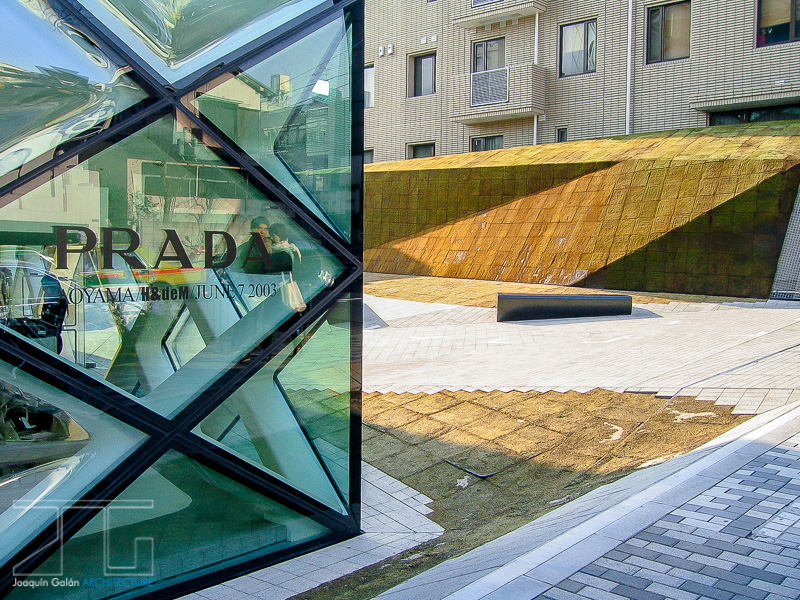 Prada Aoyama Epicenter by Herzog & de Meuron - Architecture Joaquin Galan