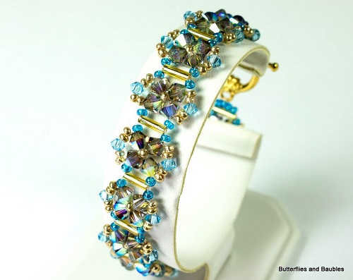 2 Gorgeous RAW Beaded Crystal Bracelet Tutorials / The Beading Gem
