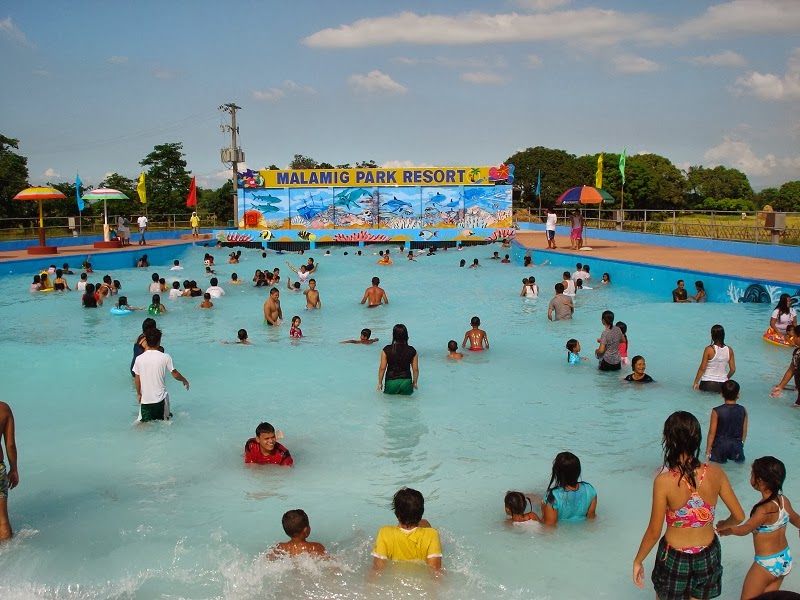 Kay Ganda ng BULACAN: Fun Resorts