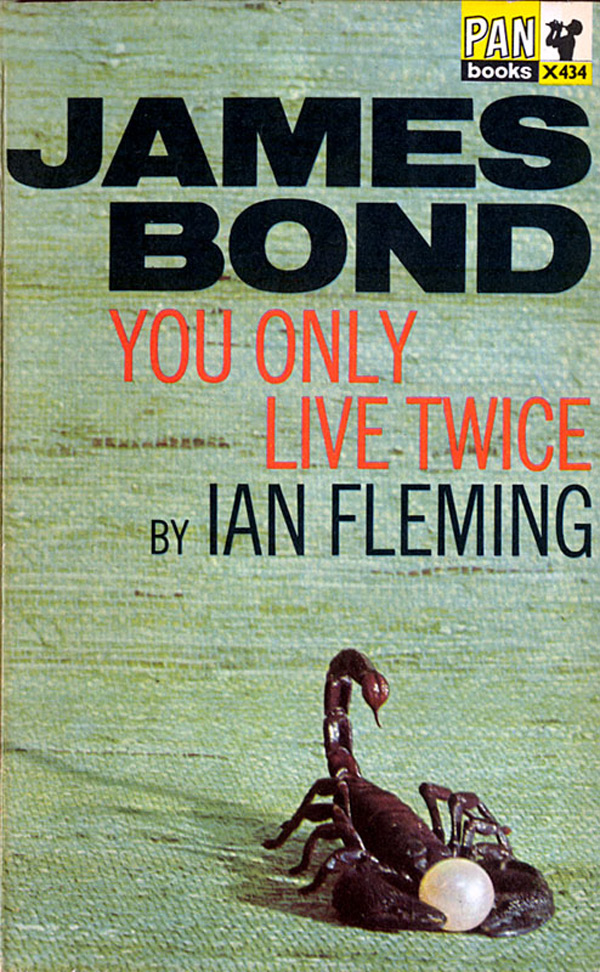 Flyer Goodness: 1960s James Bond Pan Book Covers