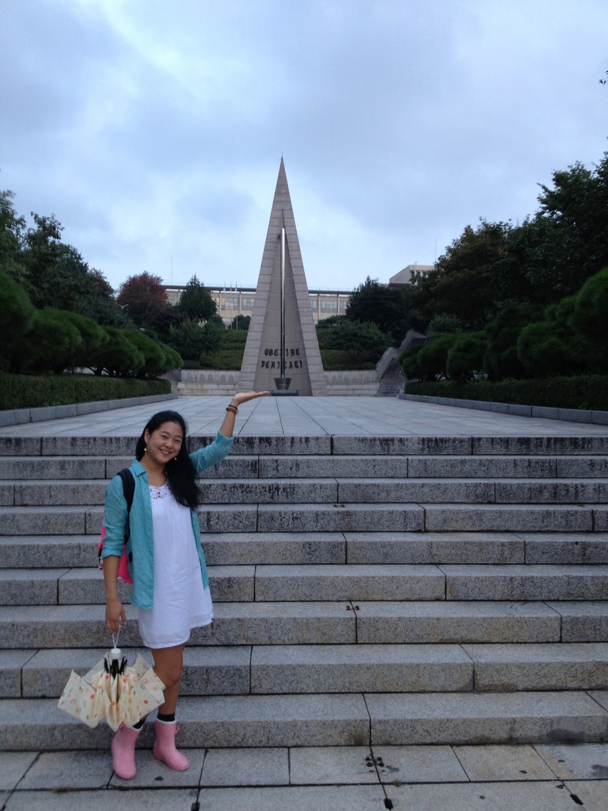 Rosa in Korea: Shinchon/신촌 + Night Out in Hongdae/홍대/Hongik University