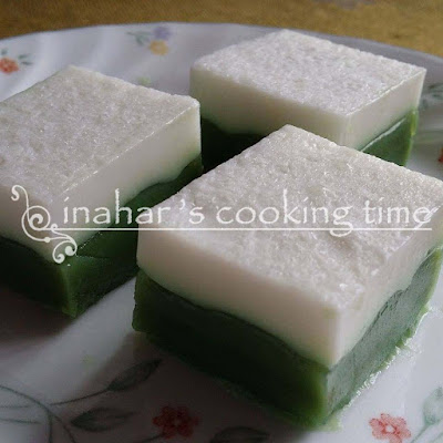 INAHAR'S COOKING TIME!: BEST EVER KUIH TALAM PANDAN