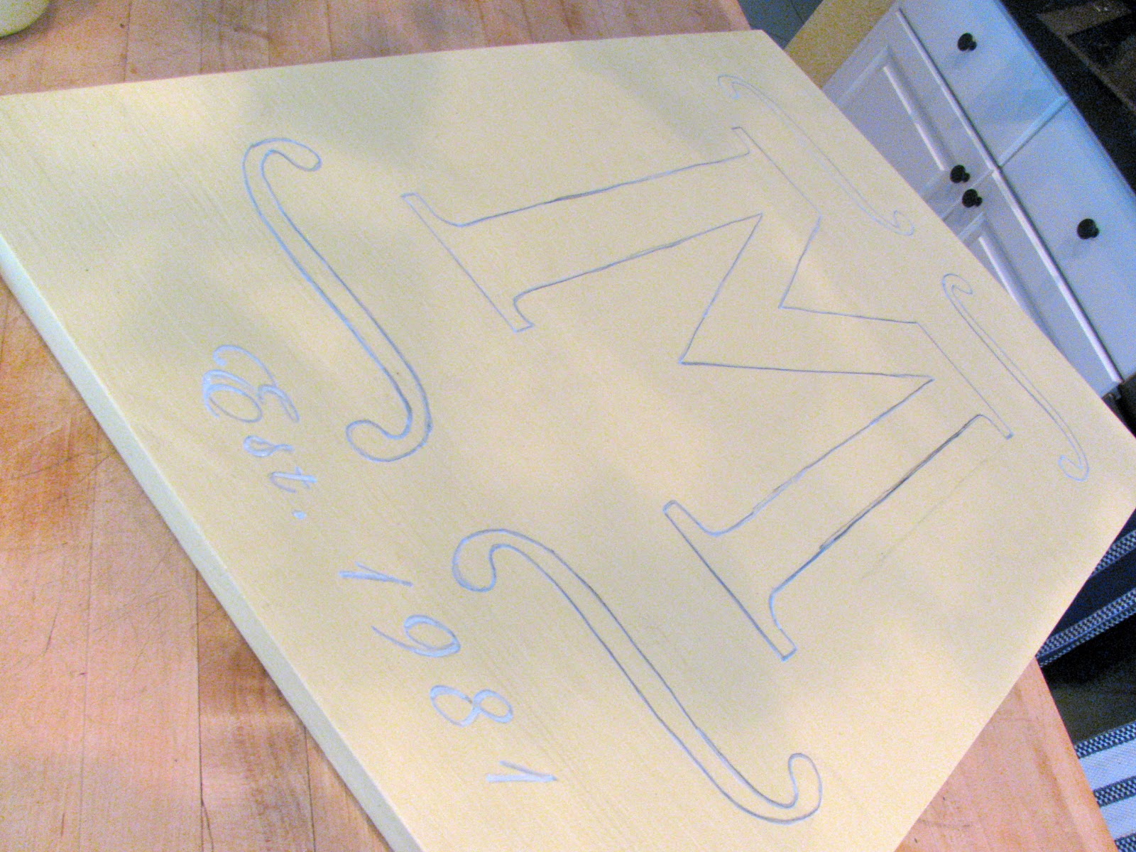 MAY DAYS: It's MAY! DIY Monogram Sign