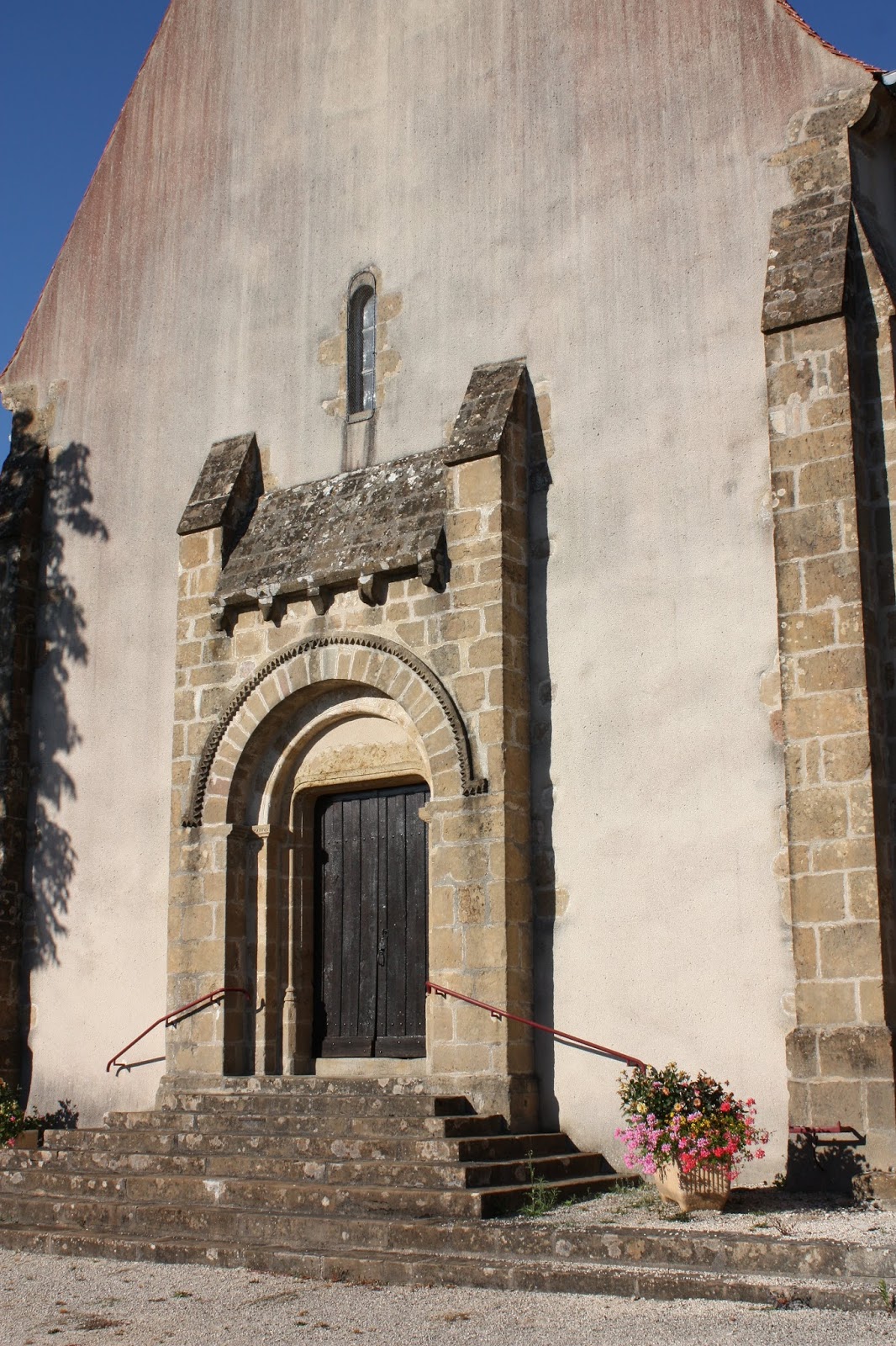 Atlas roman: Chassy -Eglise Notre-Dame (18)