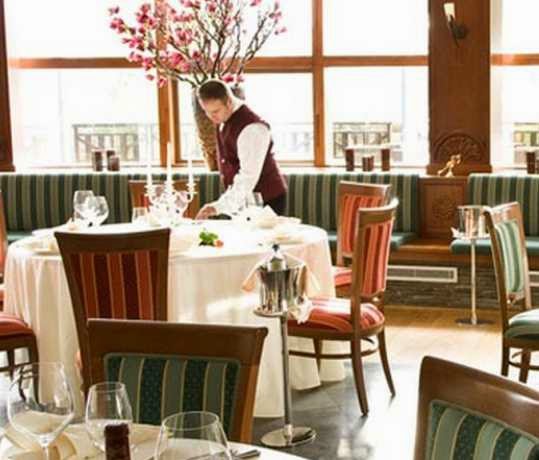 Hotel LUX GARDEN Azuga REVELION 2015 preturi de la 1997 de euro camera ...