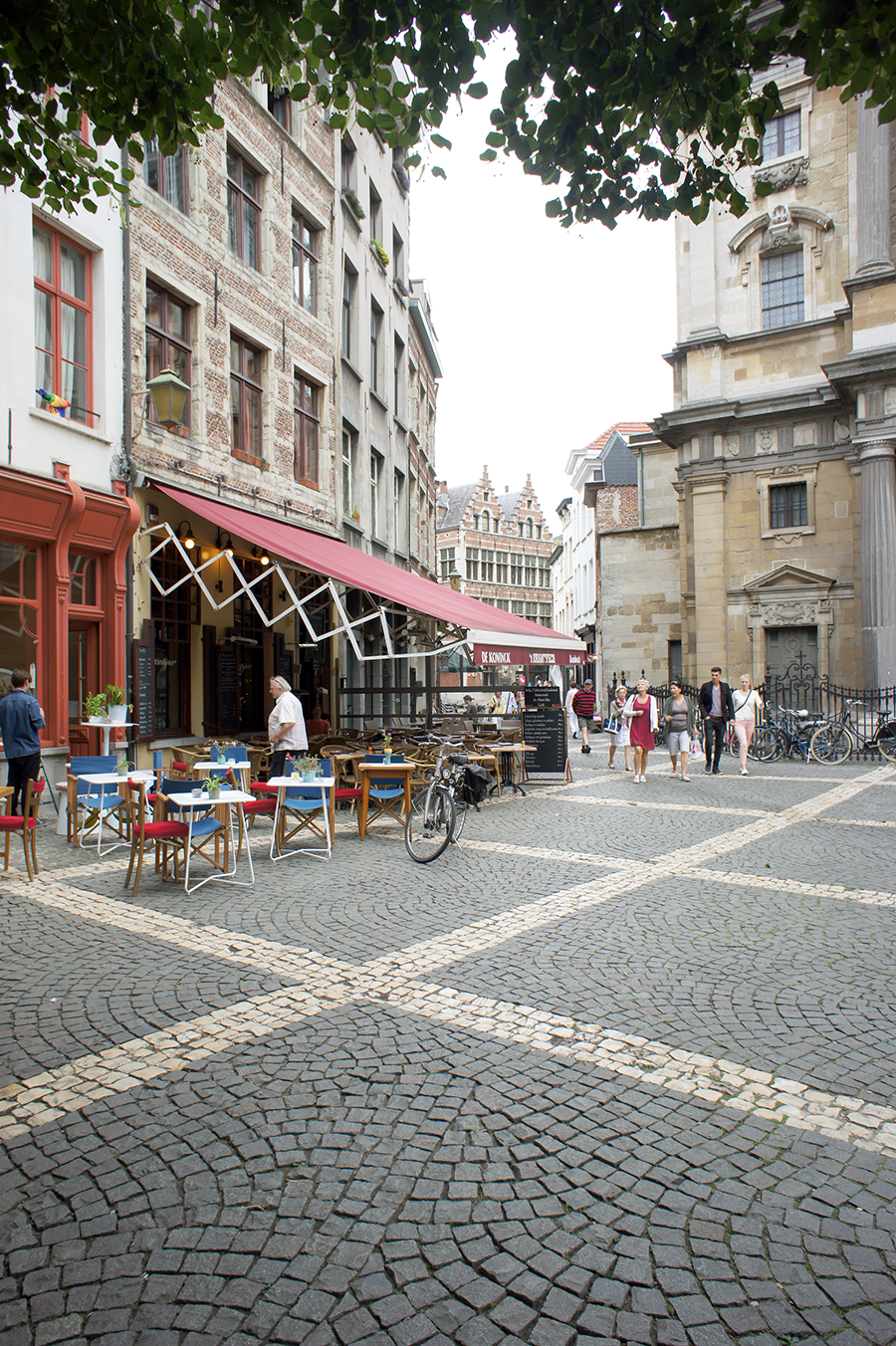 LadyLikes: That Amazing Antwerpen