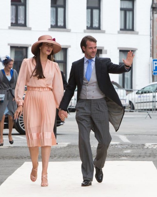 Royal Family Around the World: Princess Alix of Ligne Weds Count ...