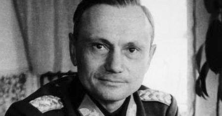 A German Superman : Panzer Commander Hermann Balck