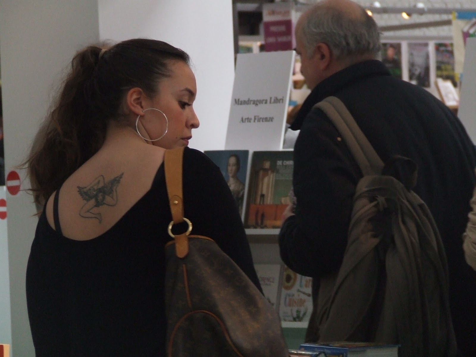Riflessioni rosa cipria: Facce da Fiera. (Bruxelles)
