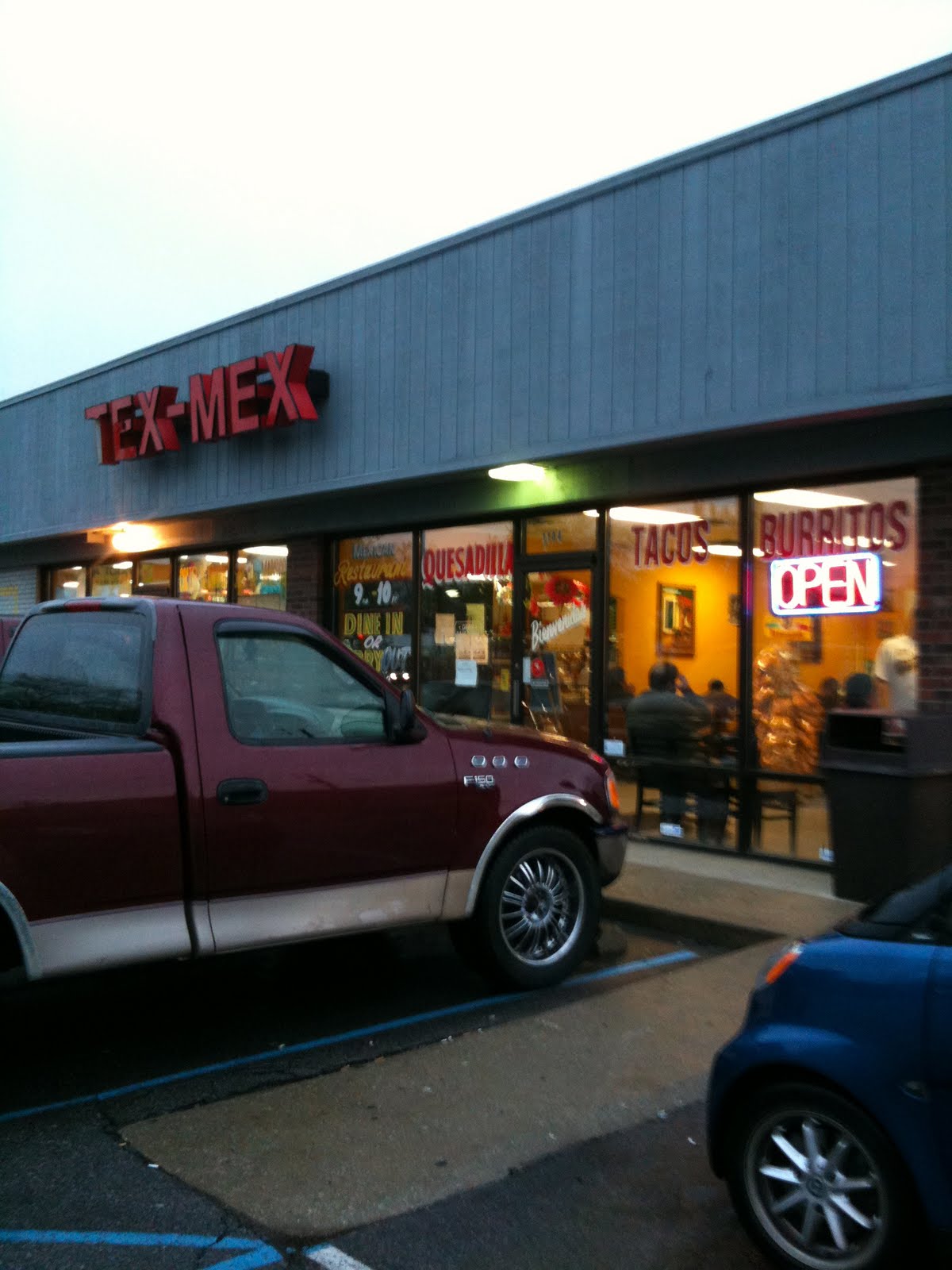 All Your Food Are Belong To Us.: Tex-Mex Taqueria