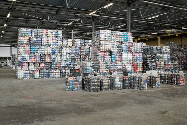 Alma de herrero: Reciclaje de textiles