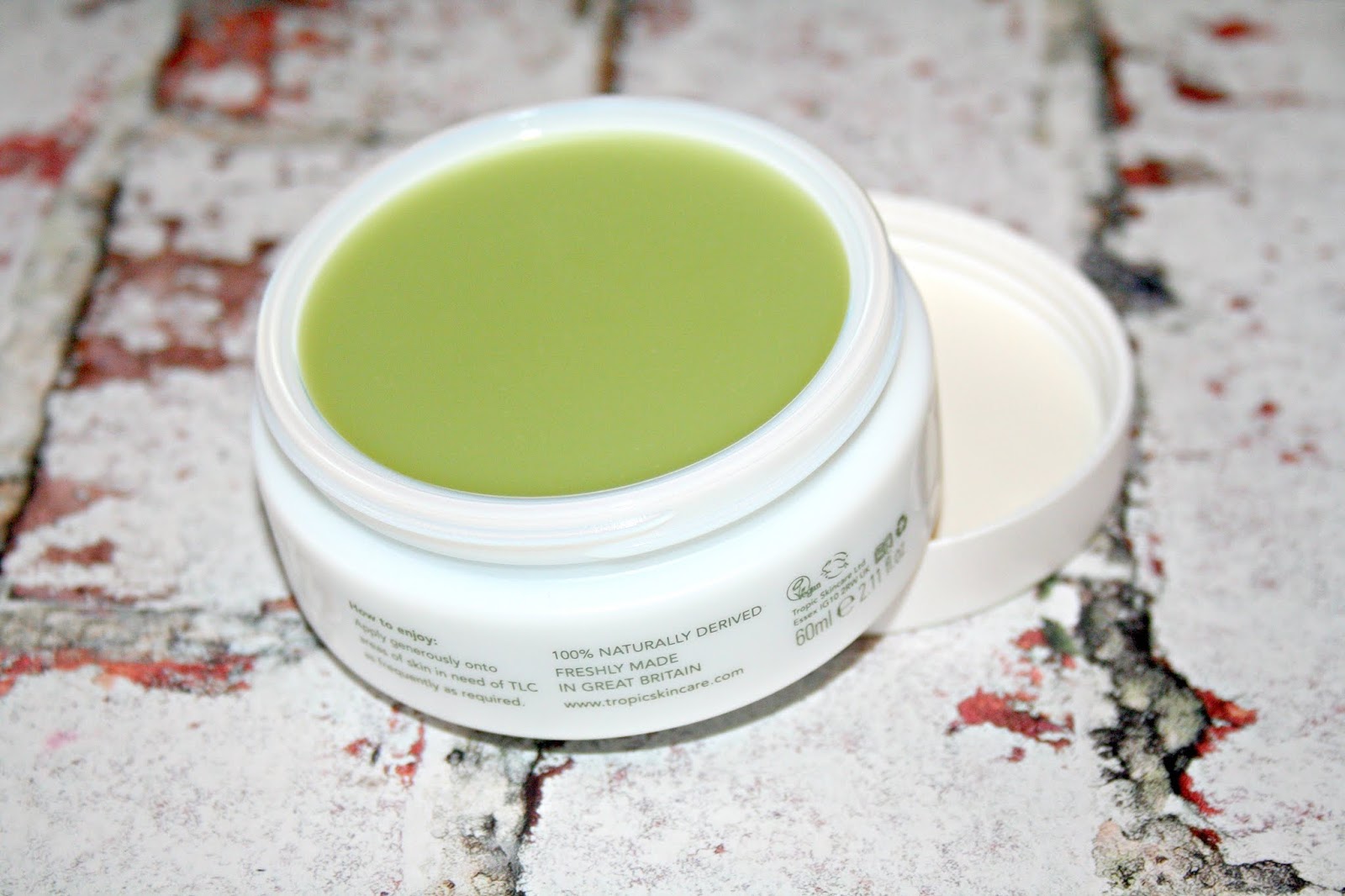 Beautyqueenuk | A UK Beauty and Lifestyle Blog: Tropic Skincare Tamanu ...