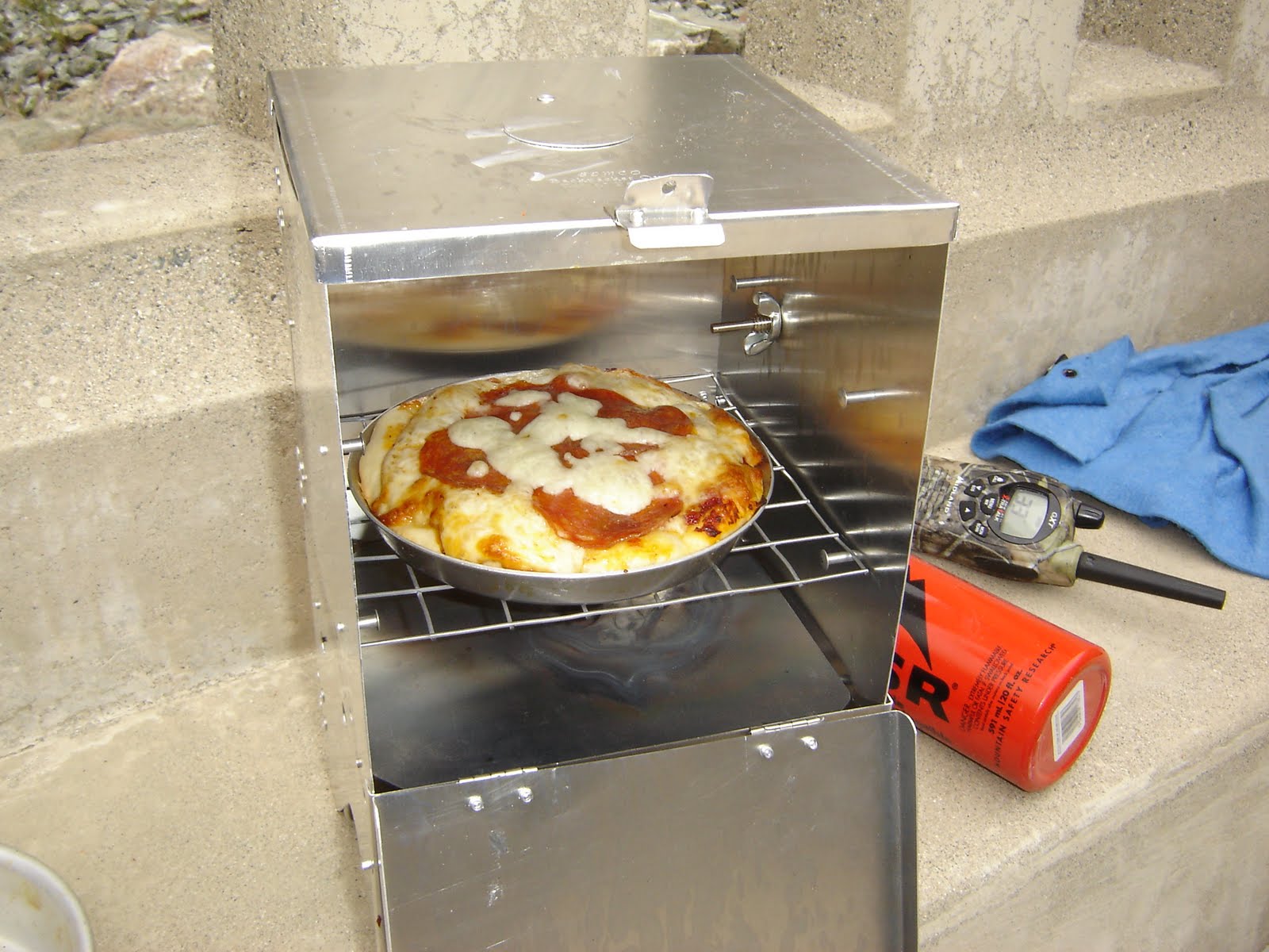 Outdoors Los Angeles: GEAR REVIEW - Bemco® Backpacker's Oven Review