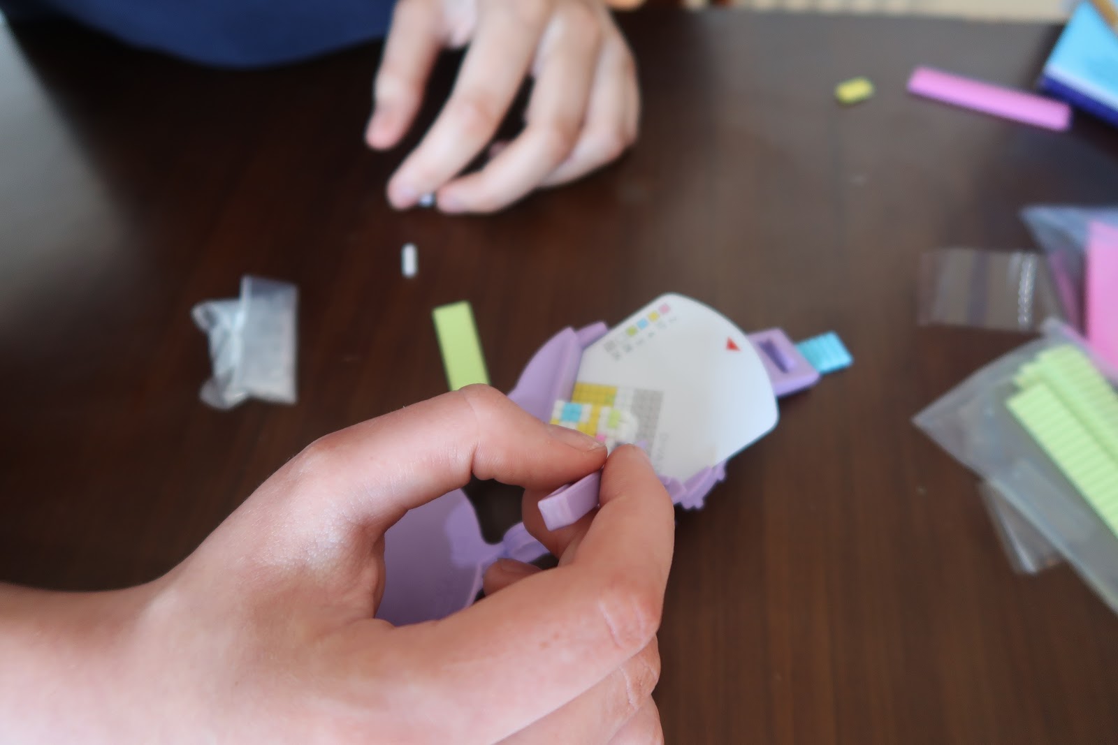 Uncoventional Kira: PRETTY PIXEL ERASER MAKER | REVIEW