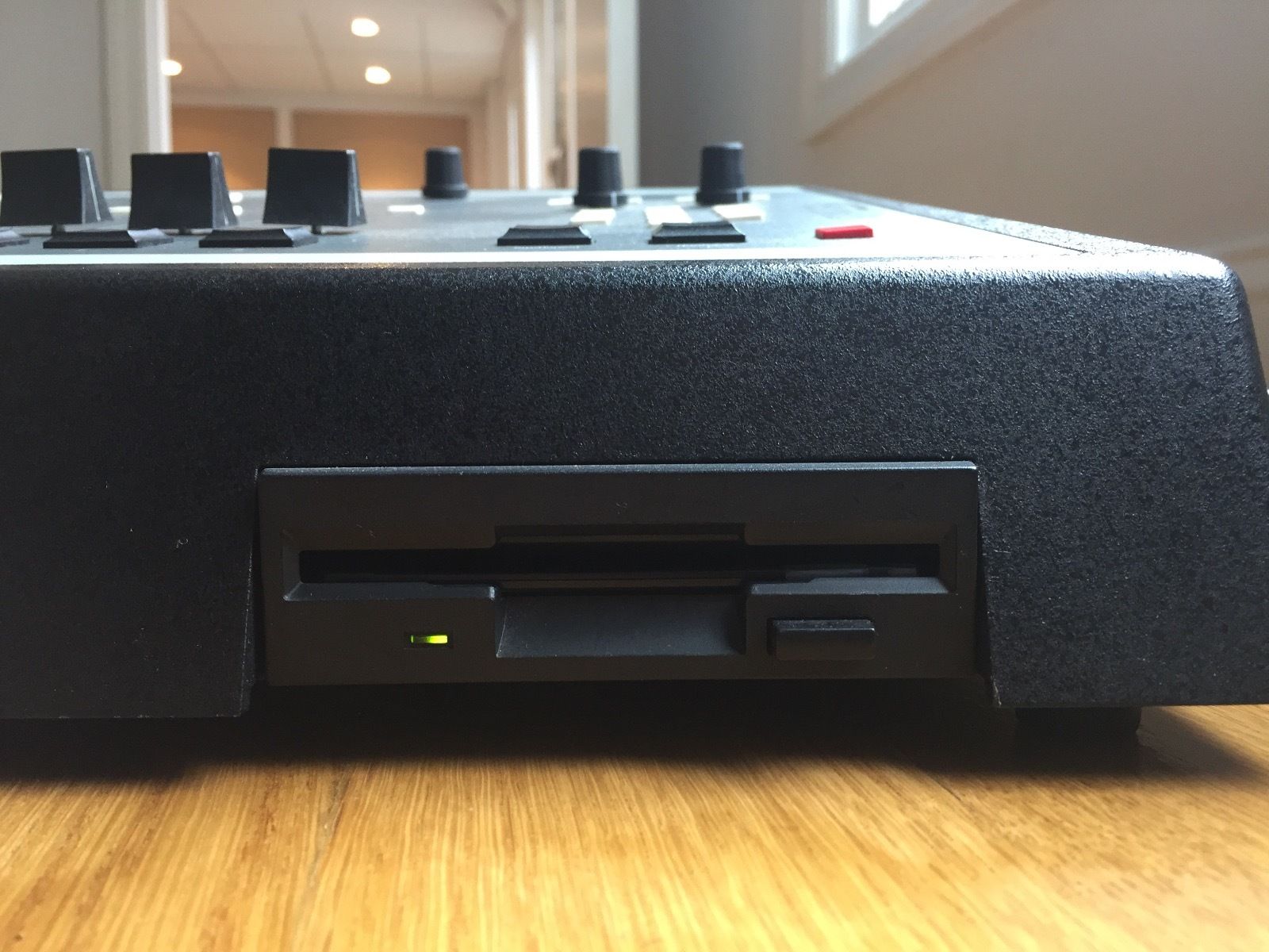 MATRIXSYNTH: Emu SP-1200 Sampling Drum Machine SN 109604285