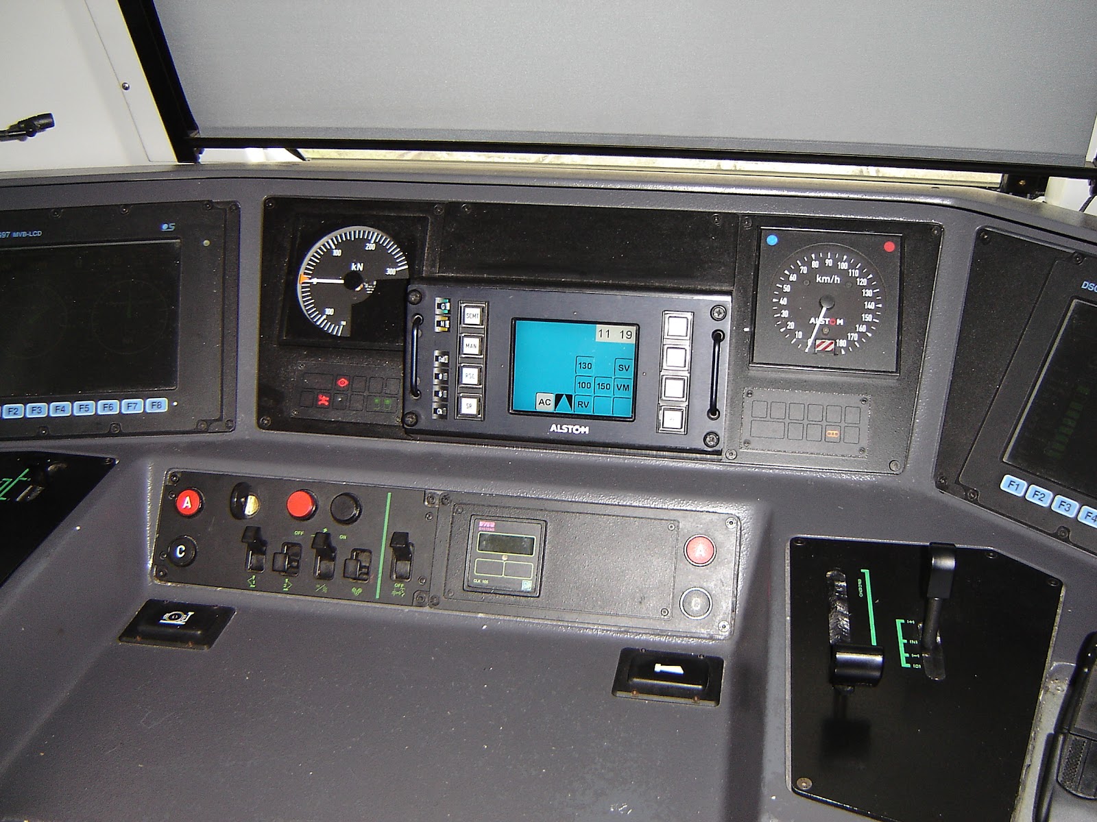 "Gruppo Fermodellistico Tropeano" : Sistema Controllo Marcia Treno