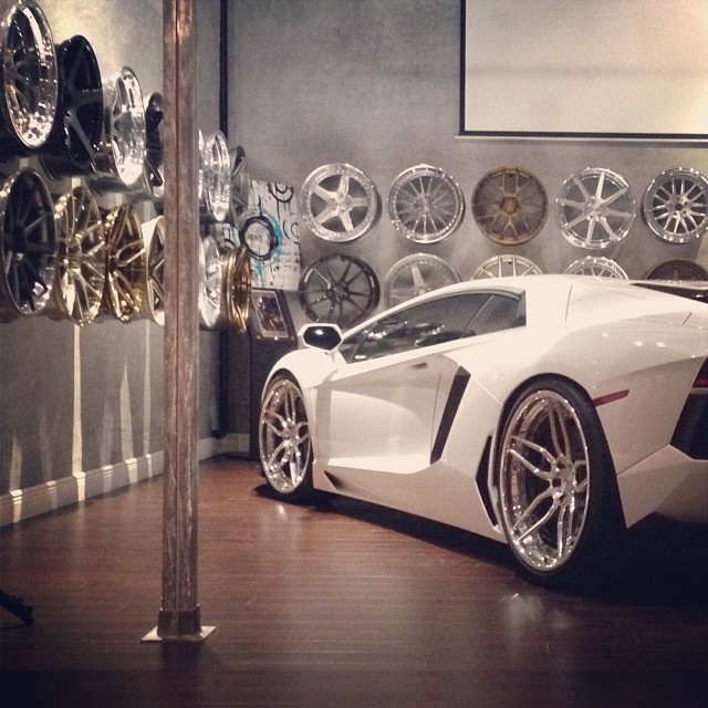 First Choice Wheels and Tires: Lambo with Wheels