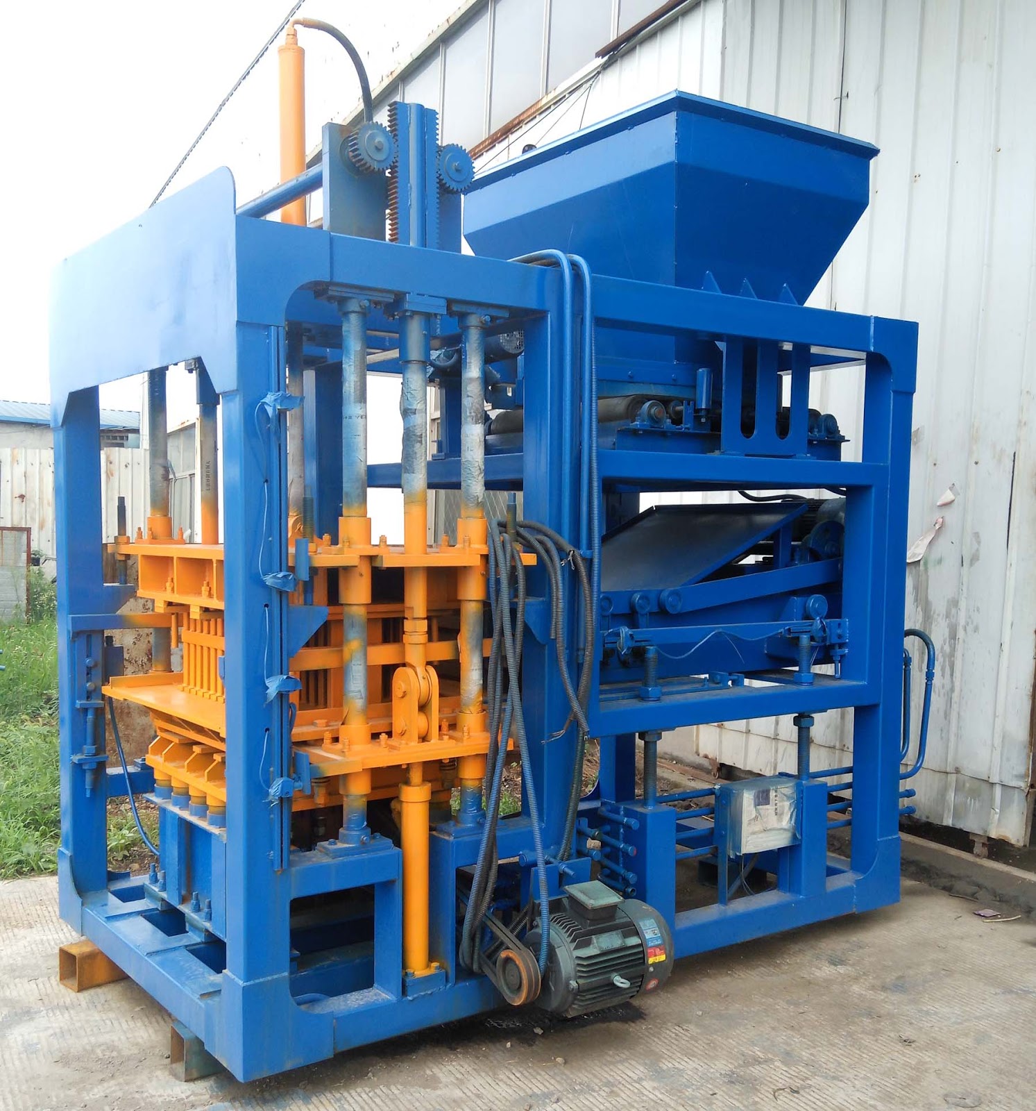 High Quality Concrete Blocks Machine: Concrete Block Making Machine ...
