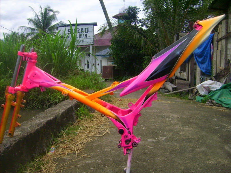 Modifikasi Motor 2 Warna | Wallpaper Modifikasi Motor