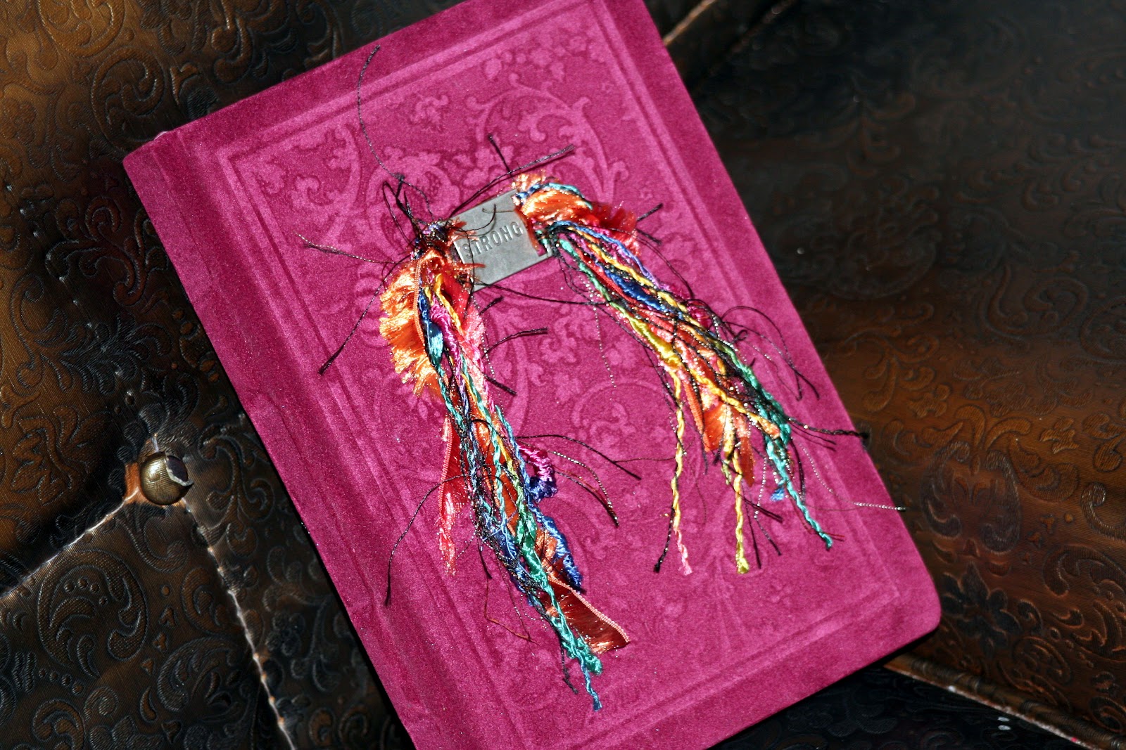 Circles Of Sunshine: Diy (make your notebooks & binders all your own!)