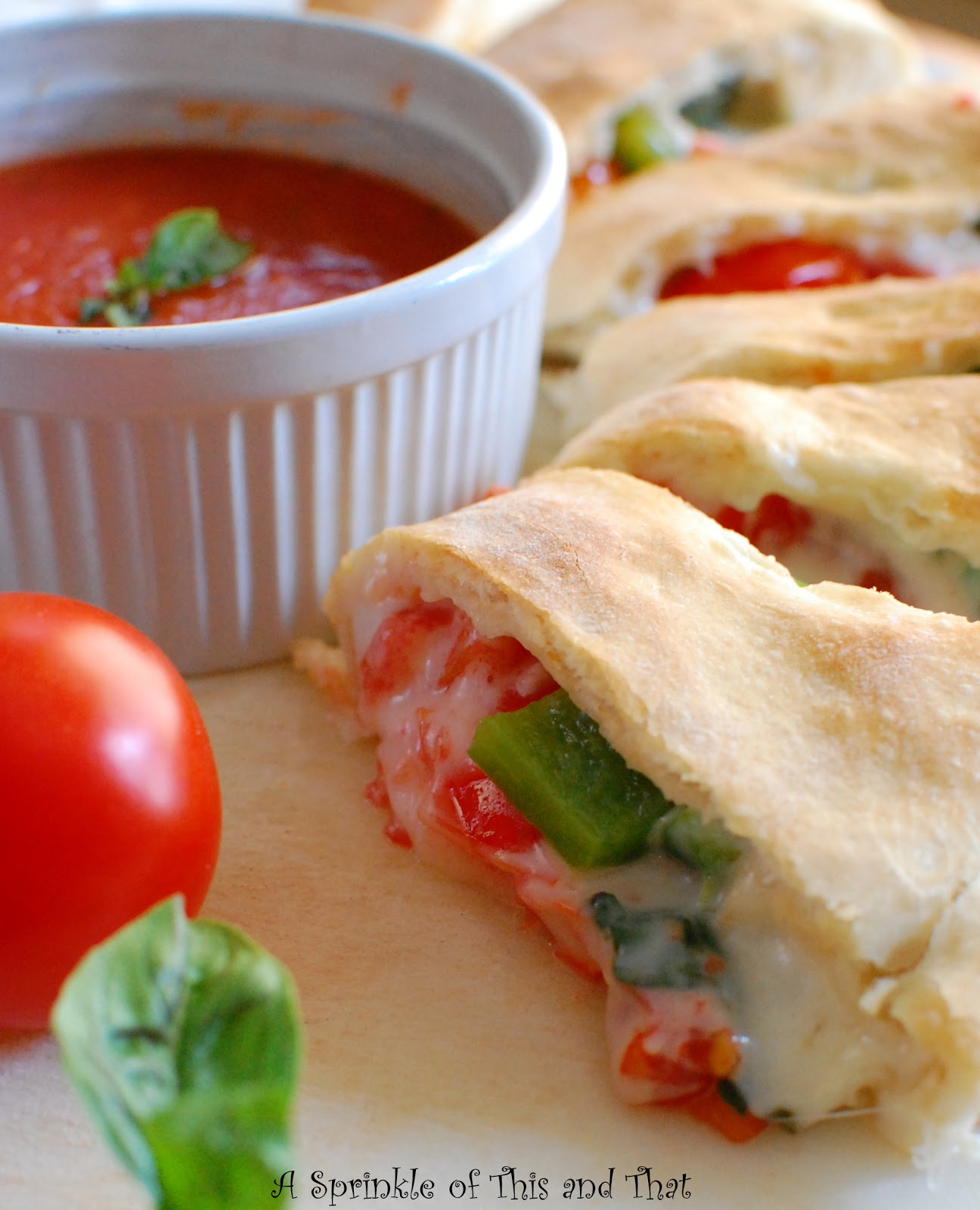 A Sprinkle of This and That: Veggie Calzone