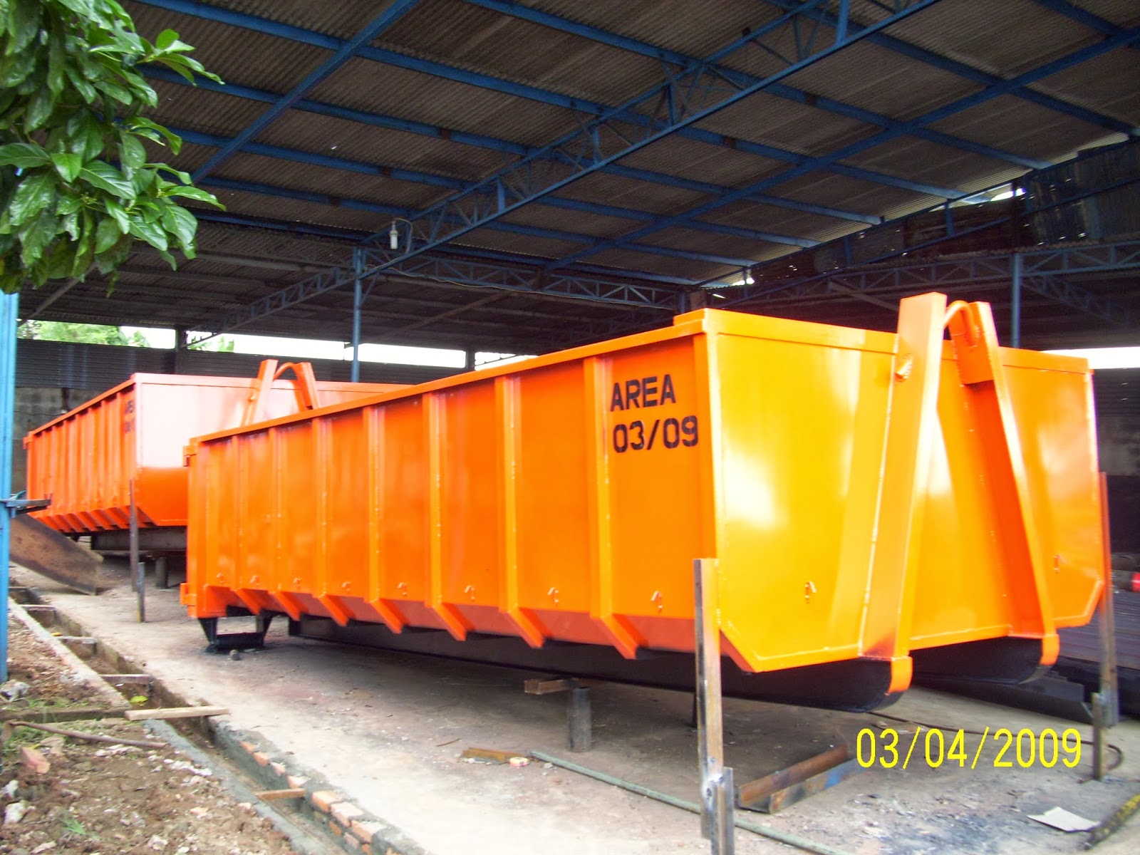 CV. SAKA PRIMA (KAROSERI): Container Bak Sampah