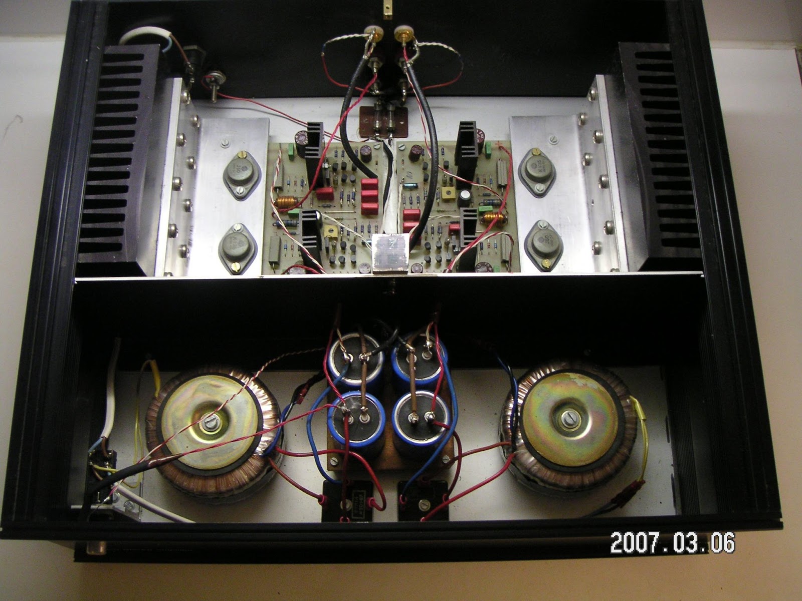 Rational Hi-Fi: Elektor Crescendo Mini 2x50W DualMono + preamp, 2000kr ...