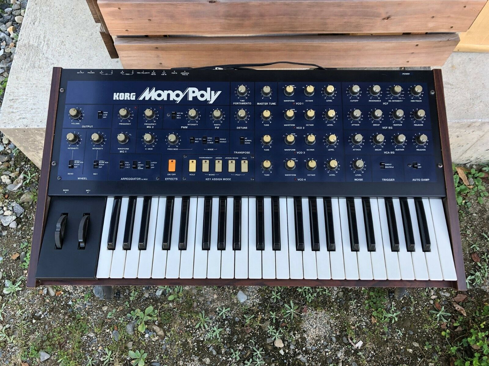 MATRIXSYNTH: KORG MONO/POLY MP-4 monophonic synthesizer serviced