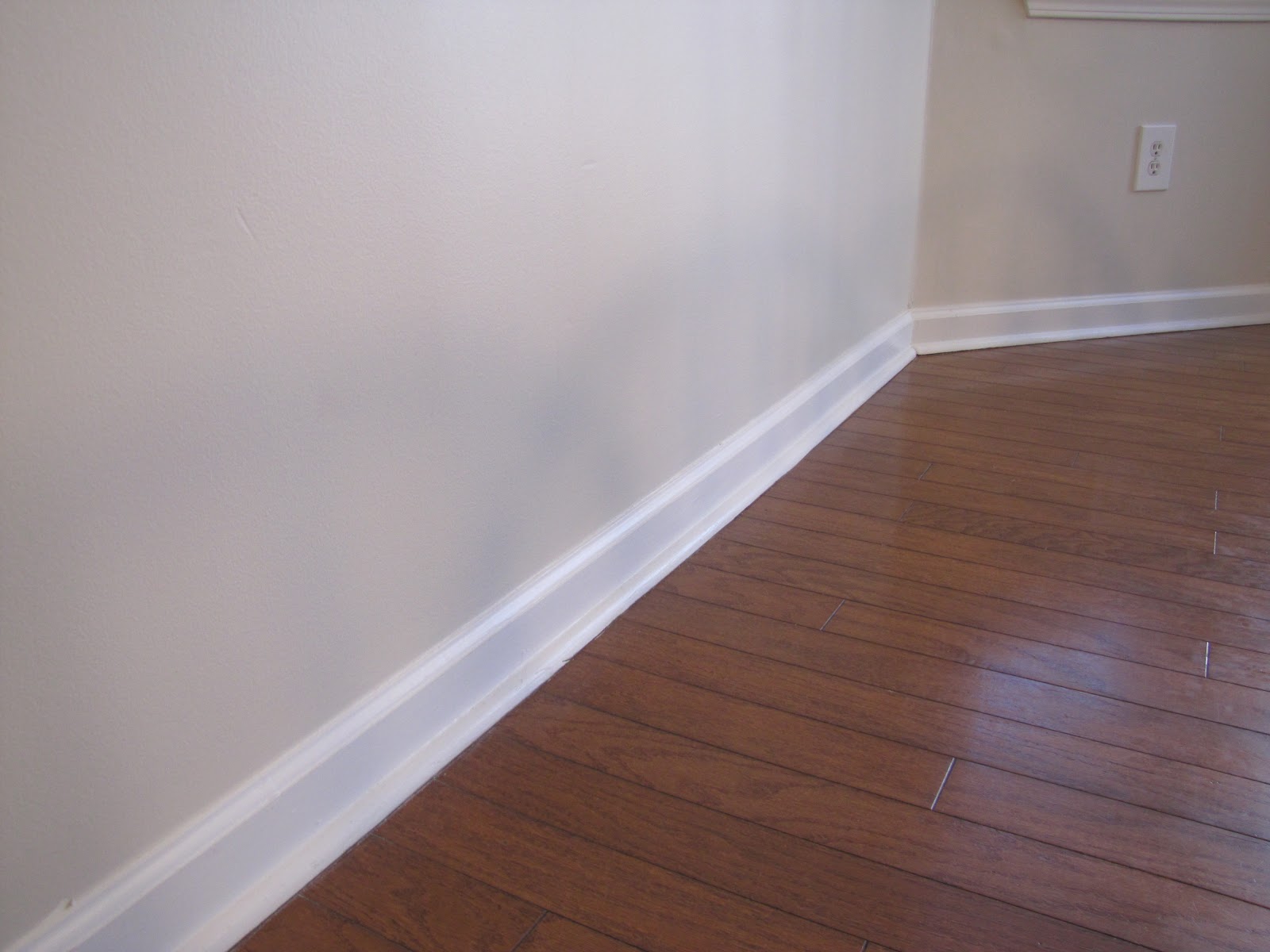 cheriesparetime: Beefed Up Baseboards