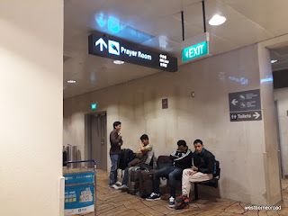 Prayer Room di Changi Airport, Hong Kong Airport, Taoyuan Airport ...