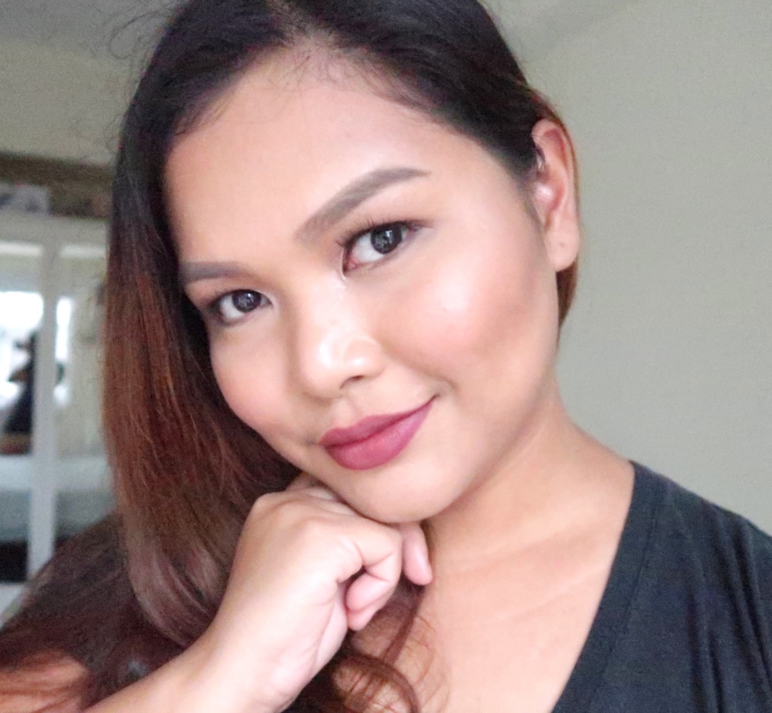 Sunnies Face Fluff Matte Lipstick: Complete Swatches + Review
