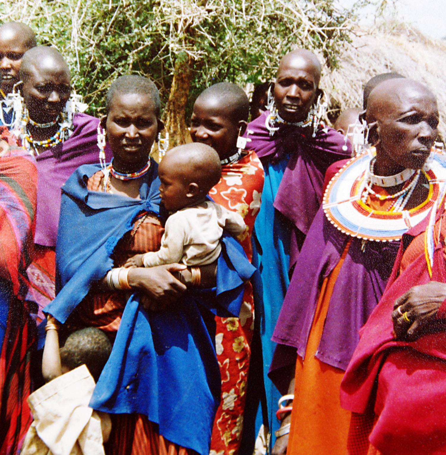 Kamienie i plotki: Pomoc dla Afryki