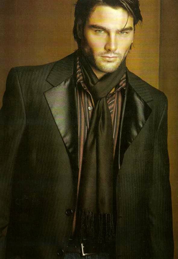 HUNK OF THE WEEK "Hernan Drago"