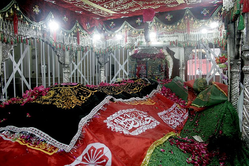 Sufi Shrines: Syed Usman Shah Marwandi aka Hazrat Lal Shahbaz Qalander Sufi Shrines: Syed Usman Shah Marwandi aka Hazrat Lal Shahbaz Qalander