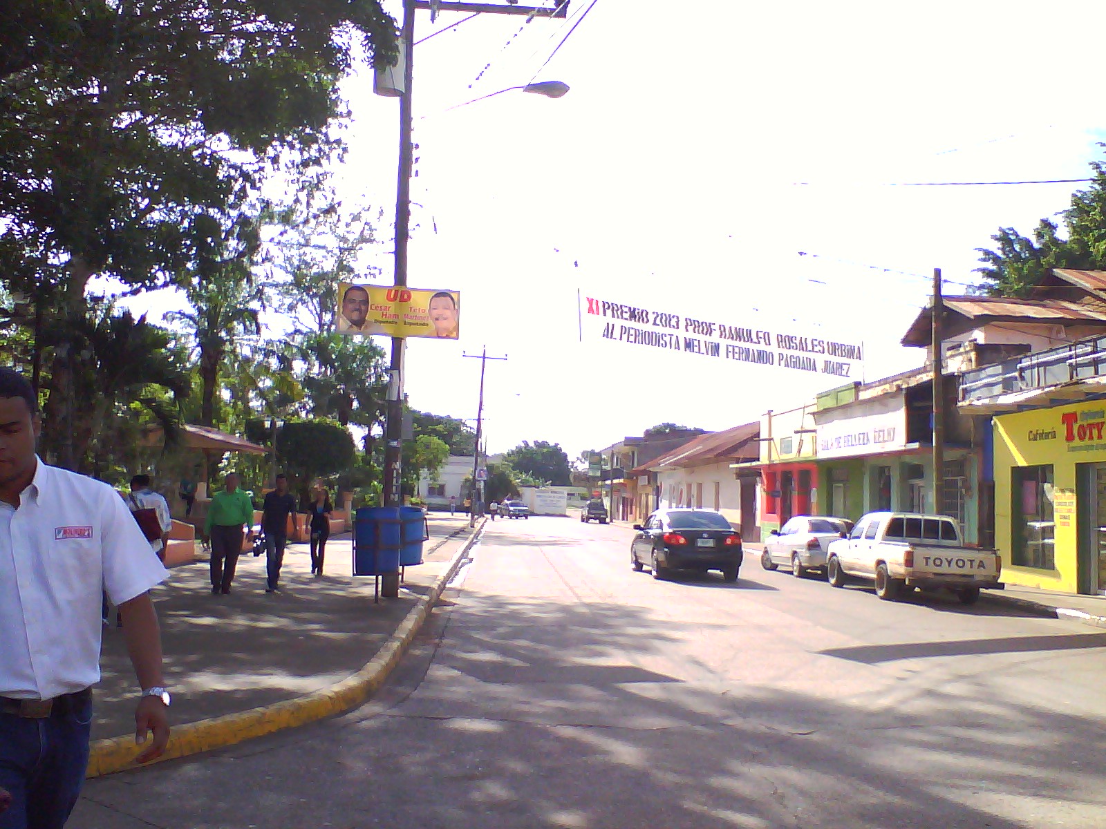 OLANCHITO CULTURA Y SOCIEDAD: PARQUE CENTRAL, OLANCHITO, YORO