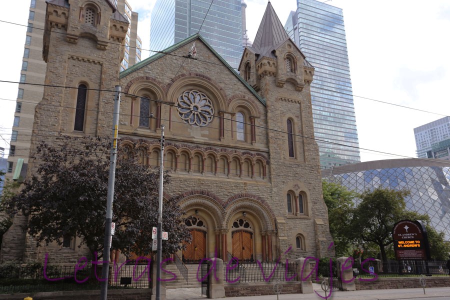 Letras de viajes: Canadá - Toronto - St Andrew's Presbyterian Church ...