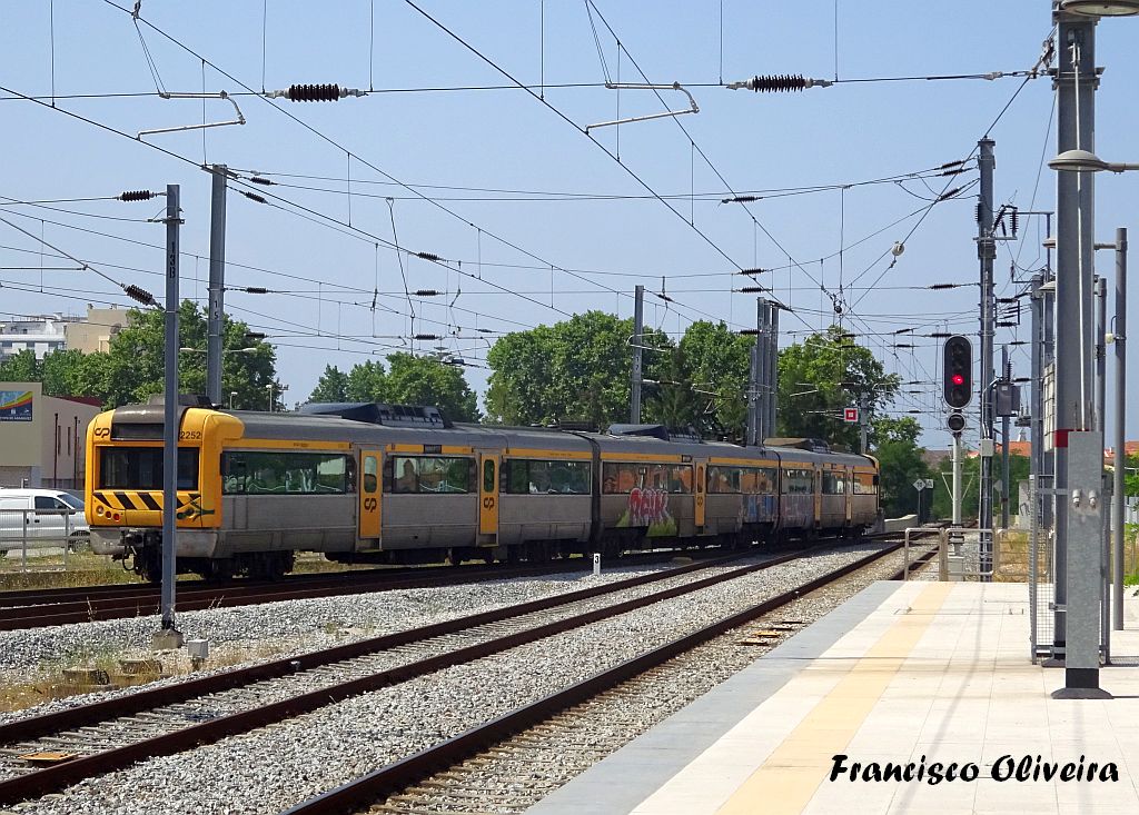 Andarilhar: Automotora 2252 da CP