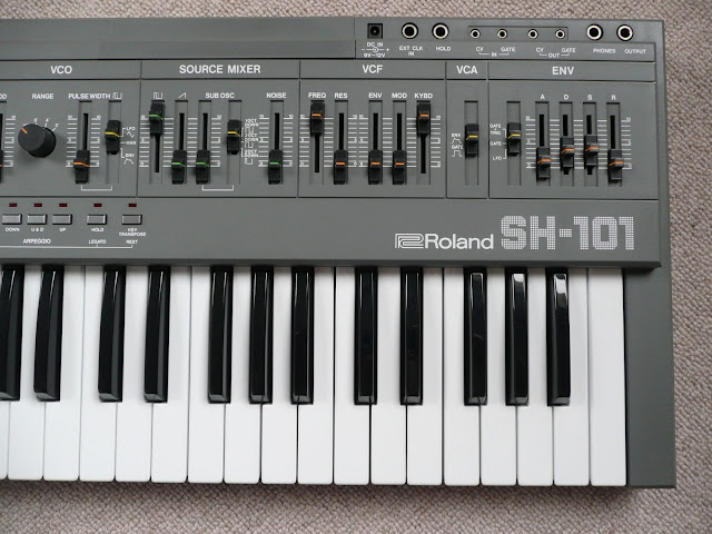 MATRIXSYNTH: ROLAND SH-101 SN 295354 w/ Original Box