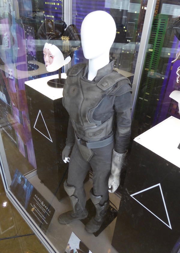 Hollywood Movie Costumes and Props: Ghost in the Shell movie costumes and animatronic props on ...